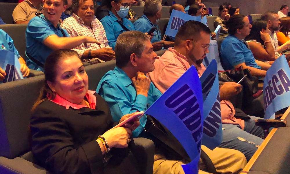 Unión de Cámaras y sindicatos rebaten decisión de Chaves sobre ...