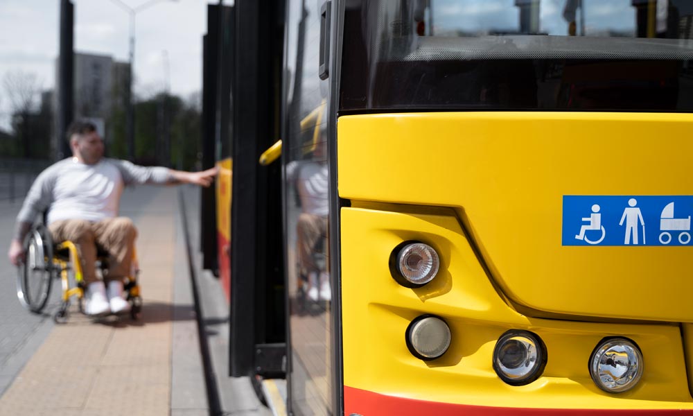 Personas discapacitadas opuestas a extender vida útil de los buses ...